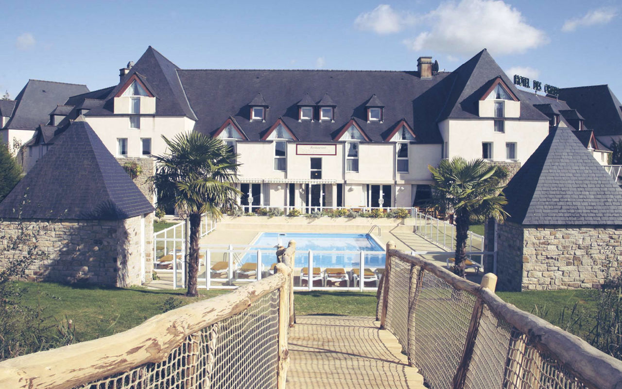 Wedding with accomodation on the Domaine - Les Ormes